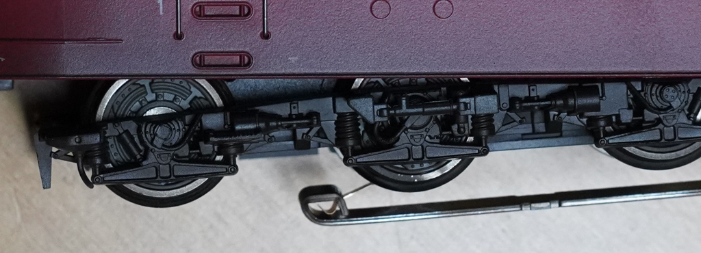 Märklin 39152 ausgepackt, 103 144-2 der DB, orientrot, gealtert